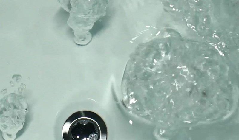 Circle Freestanding Air Jet Bathtub And Shower Combos - Dleesa